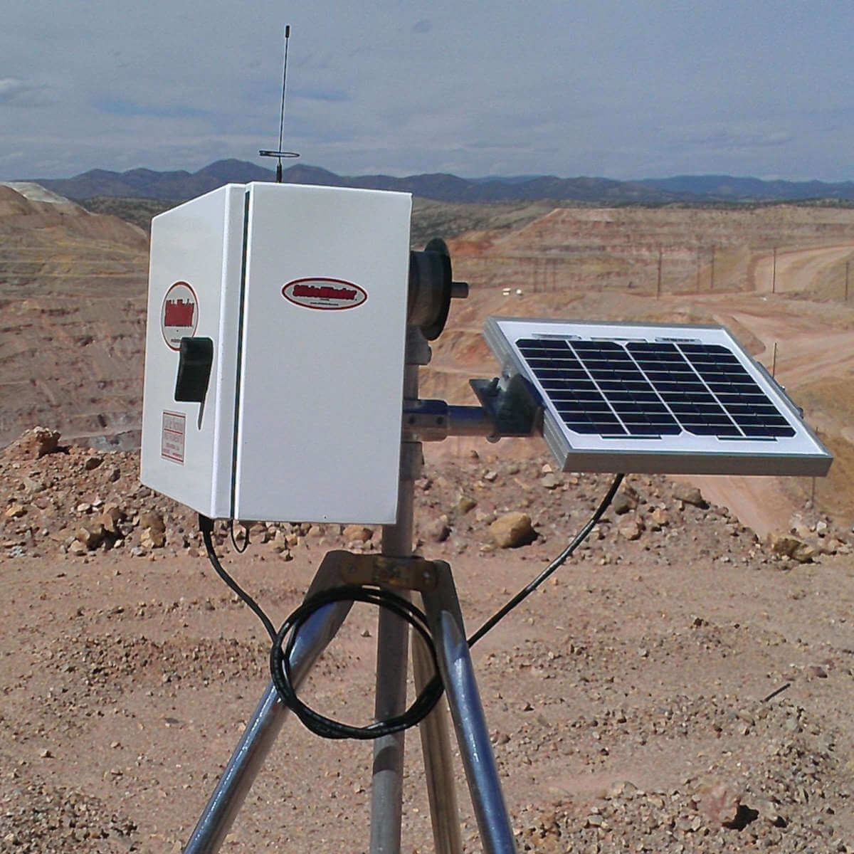 Extensómetros | Guía Completa e Integración con InSAR